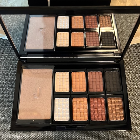 Doucce | Makeup | New Doucce Freematic Eyeshadow Pro Palette | Poshmark